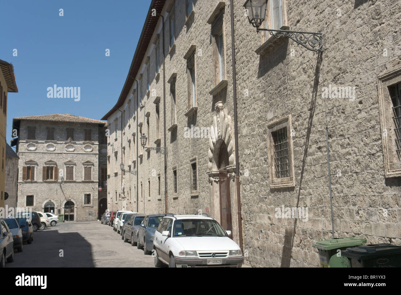 Old travertine buildings in the historical centre of Ascoli Piceno ...