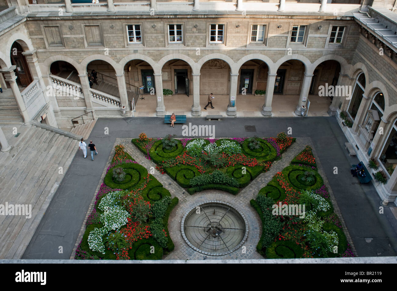 Exterior french public hospital hi-res stock photography and images - Alamy