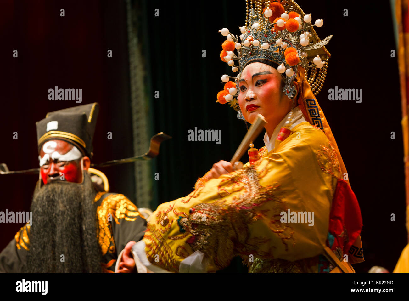 Cantonese opera hi-res stock photography and images - Alamy