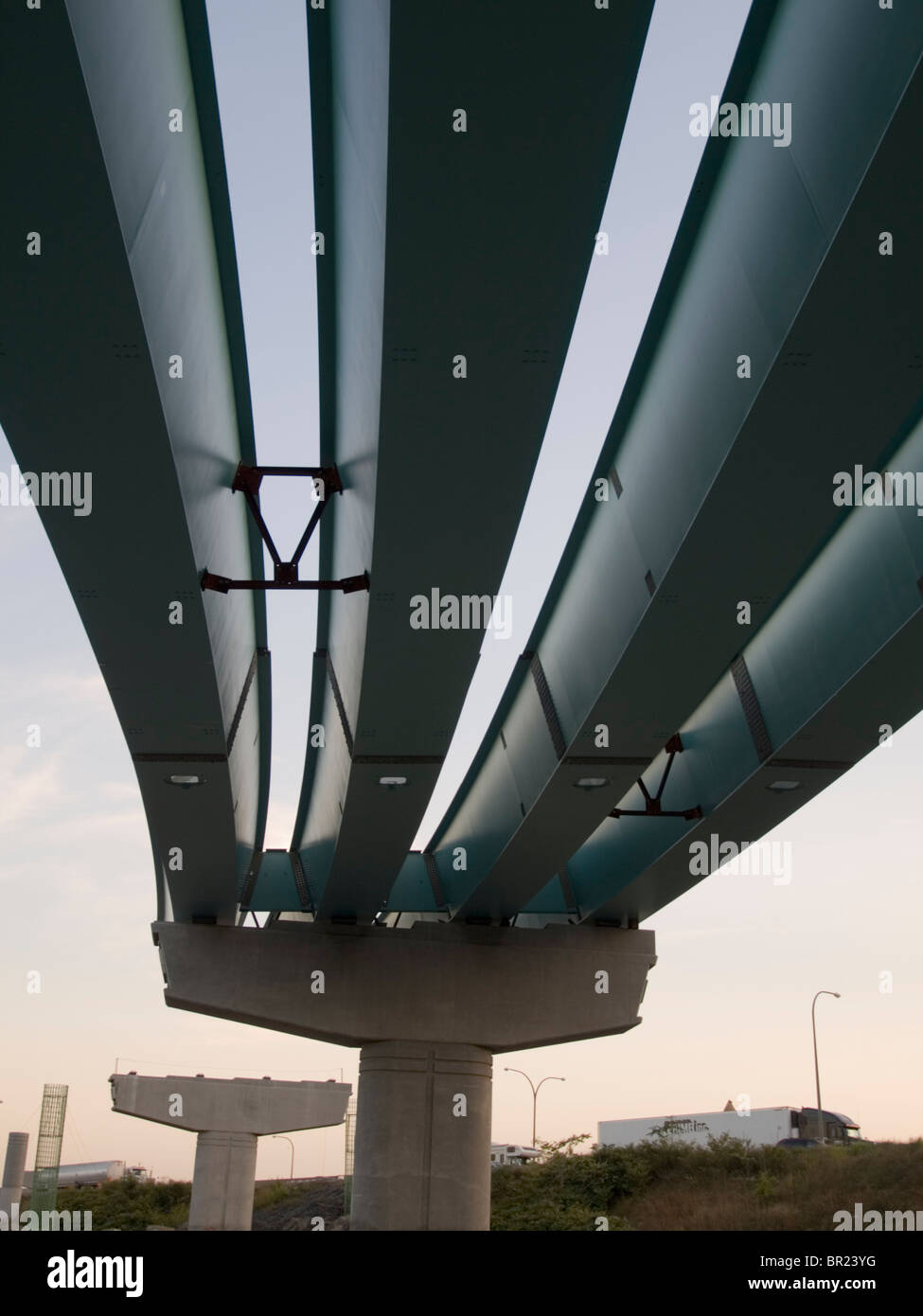 Construction of highway overpass Stock Photo - Alamy