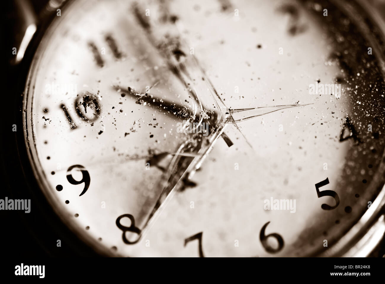 Broken time concept Stock Photo - Alamy