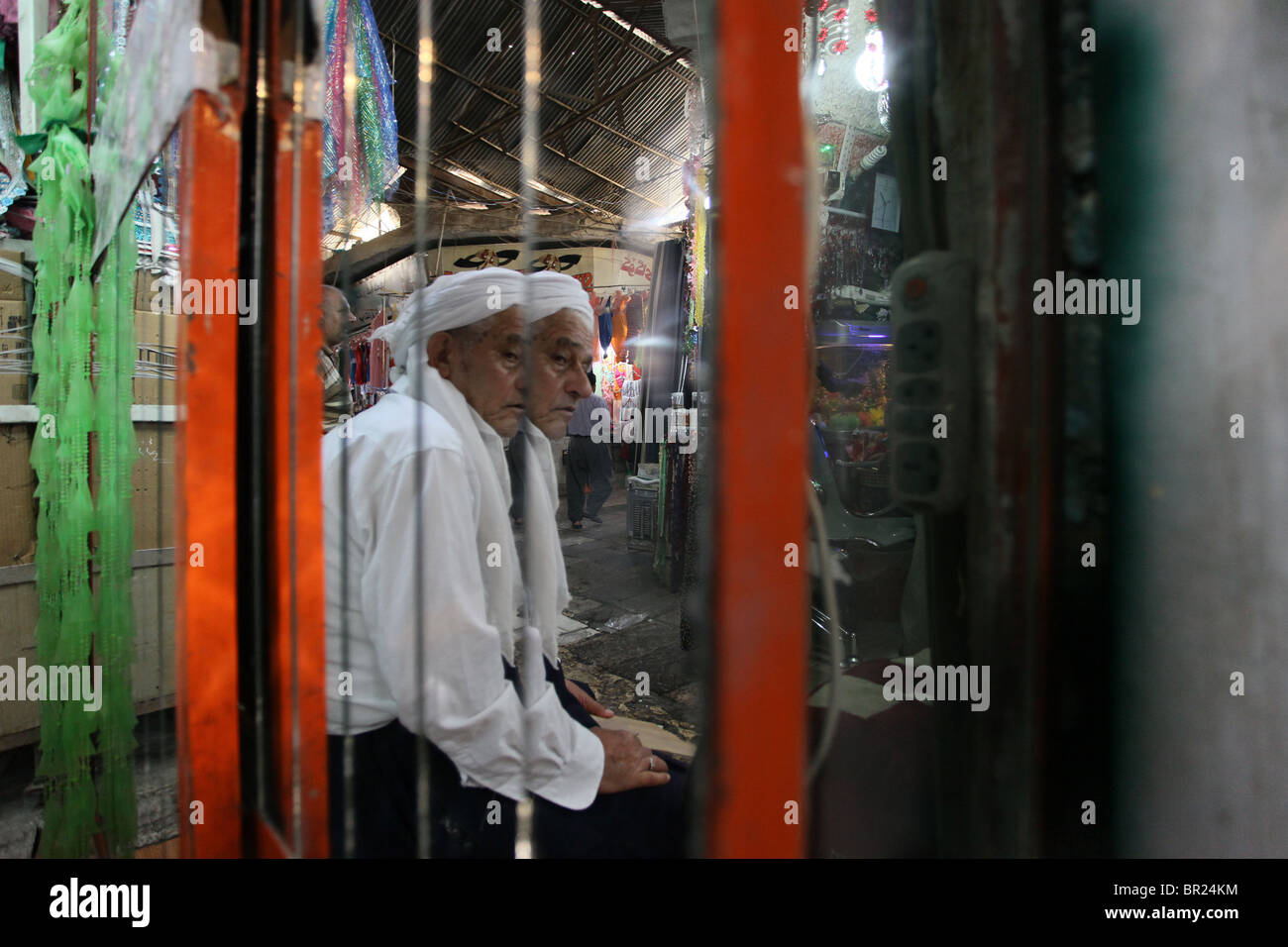 Erbil bazaar hi-res stock photography and images - Alamy