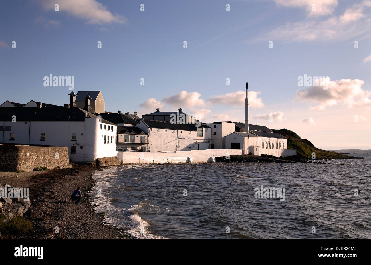 Islay whisky bowmore hi-res stock photography and images - Alamy