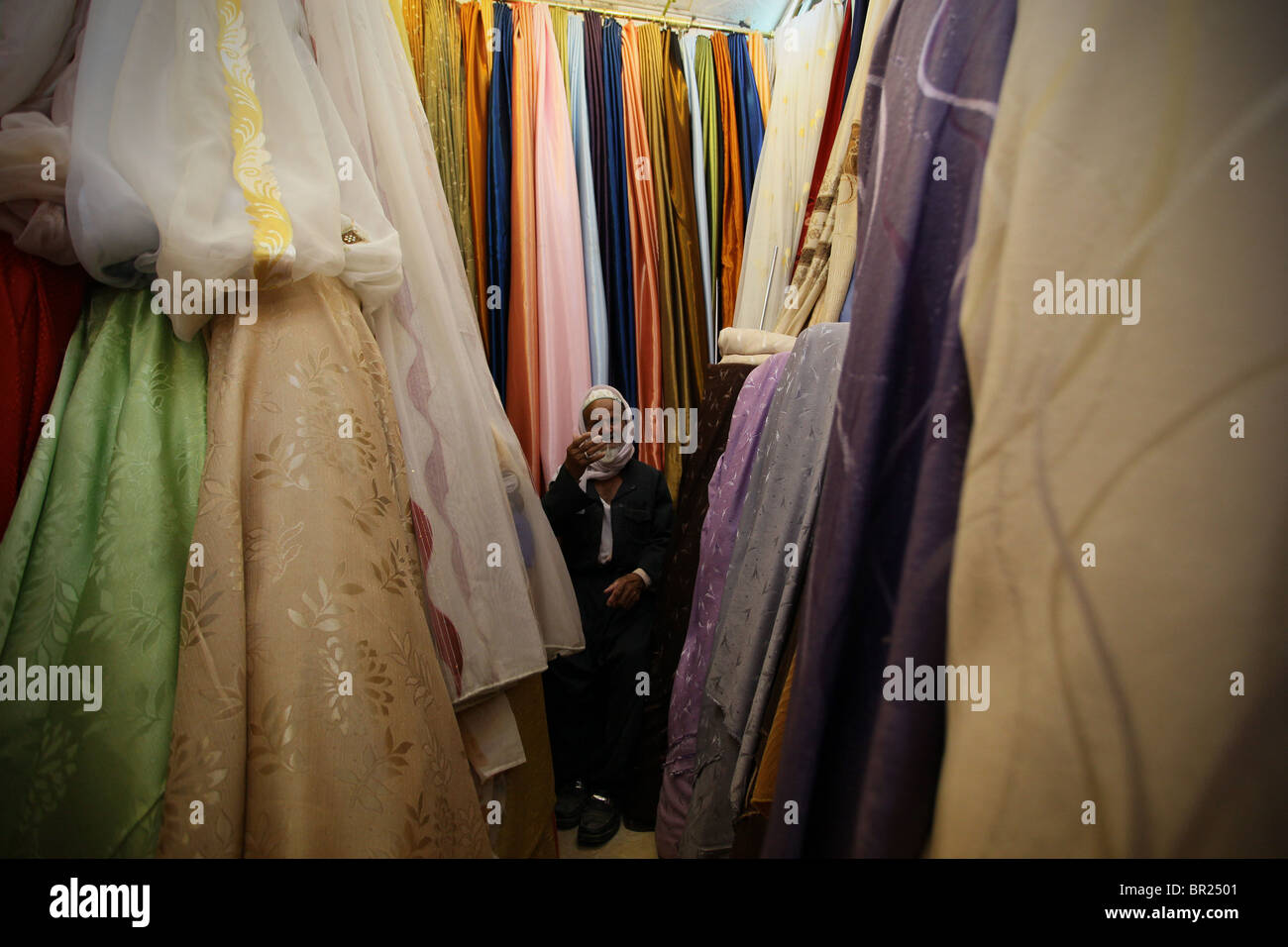 Qaysari bazaar erbil kurdistan iraq hi-res stock photography and images ...