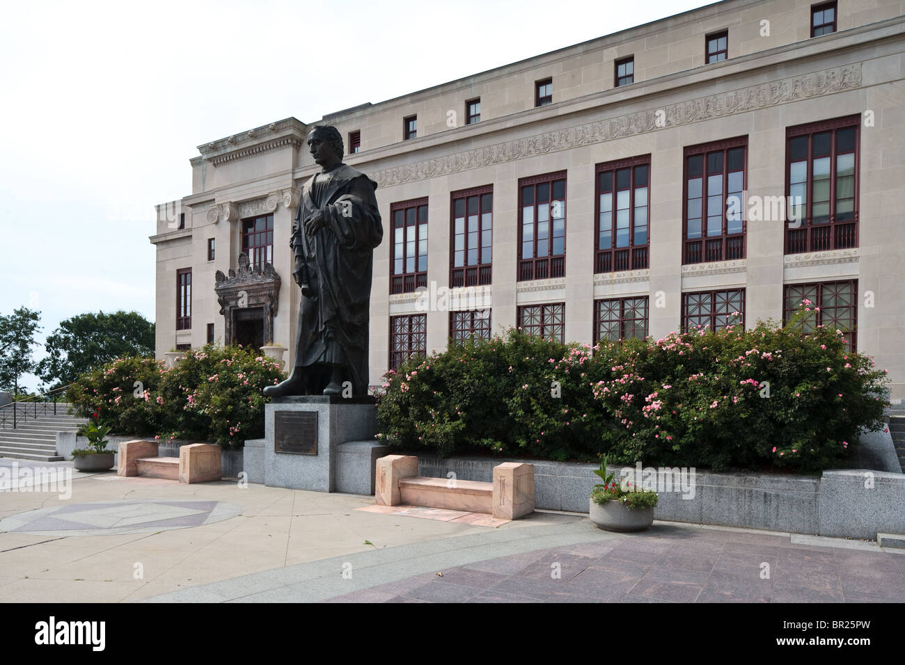 City Hall located in downtown Columbus Ohio Stock Photo - Alamy