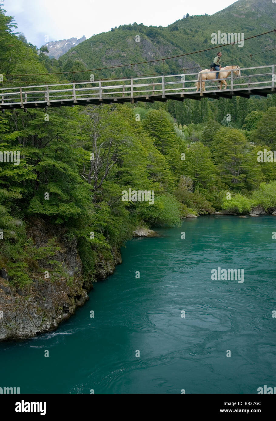 Rope bridge river south america hi-res stock photography and images - Alamy