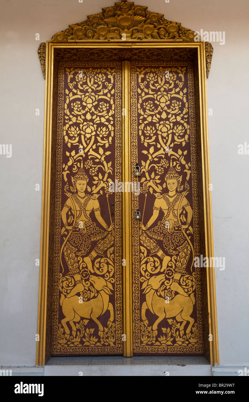 Temple doors hi-res stock photography and images - Alamy