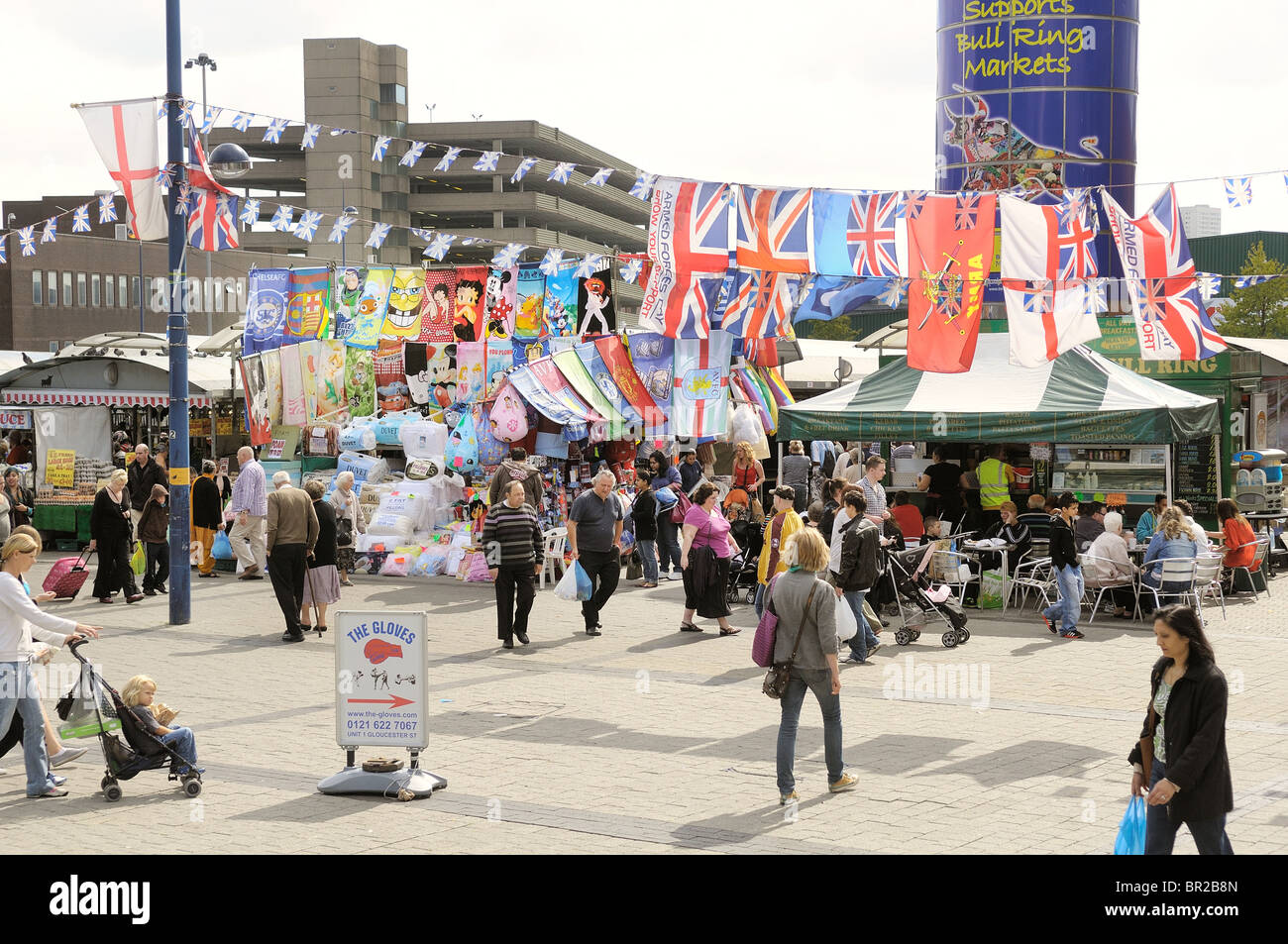 Shoppers bull ring hi-res stock photography and images - Alamy