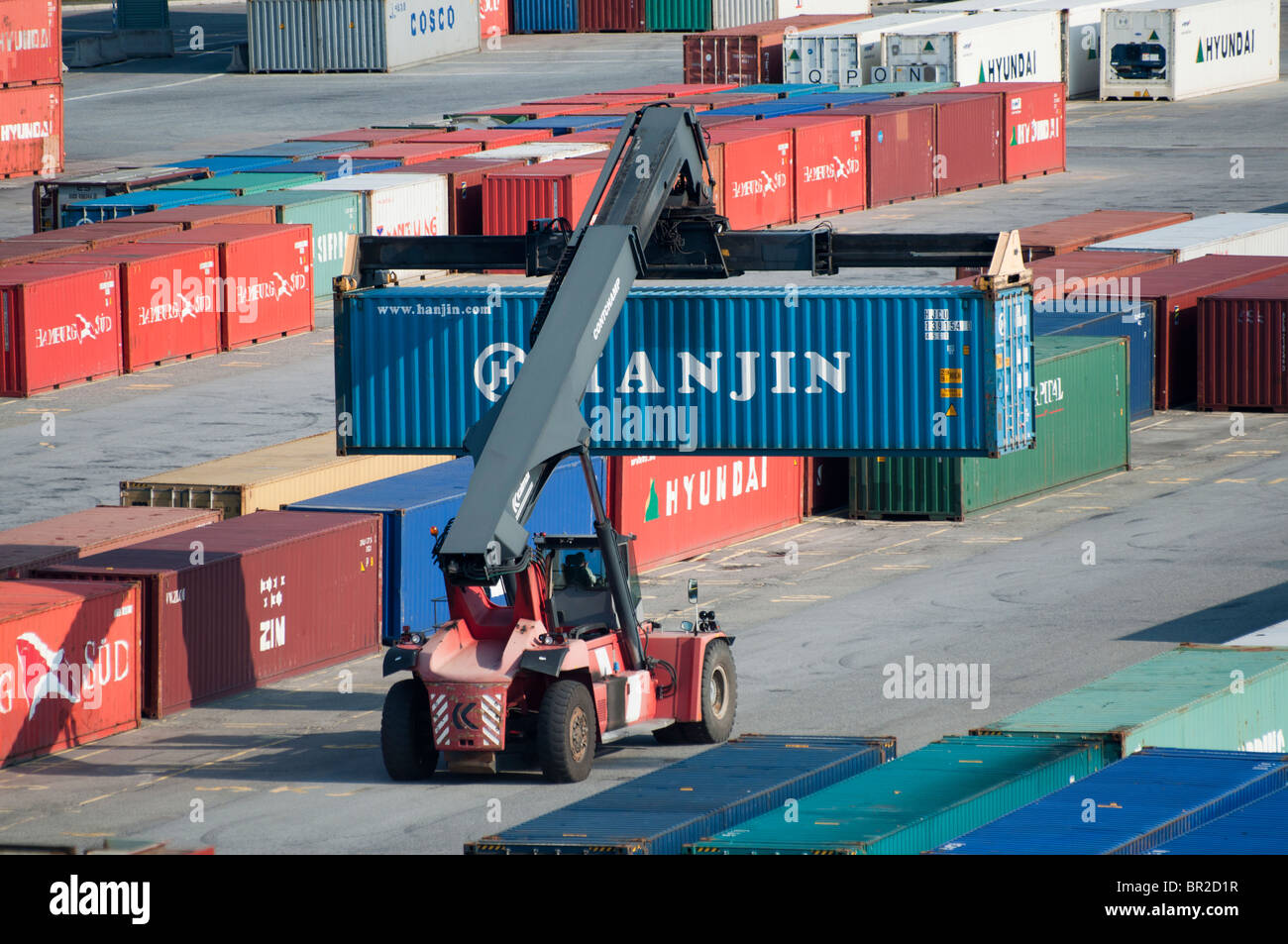 New container port hi-res stock photography and images - Alamy