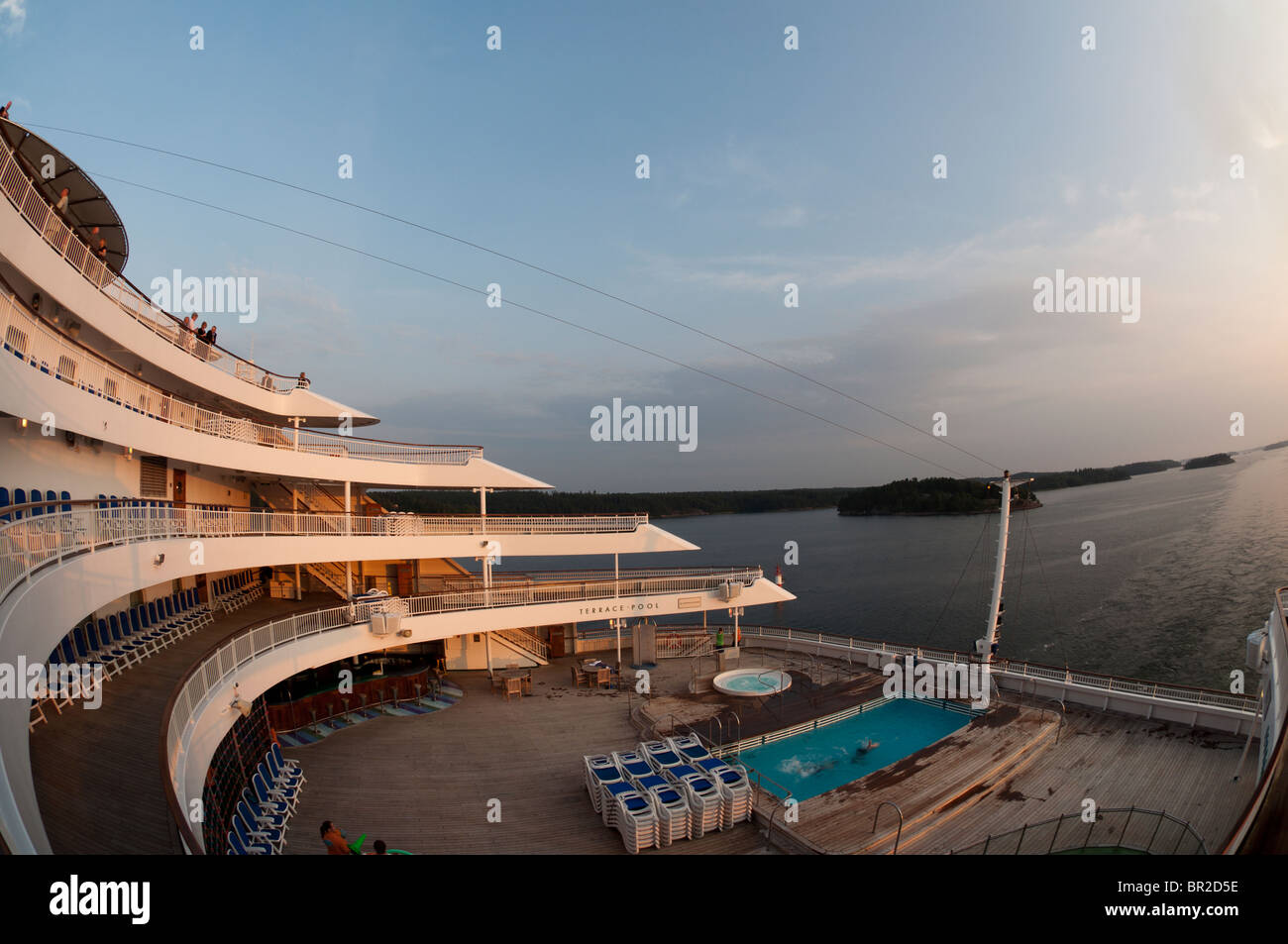 A fisheye photograph of the aft/stern of the P&O cruise ship 'Aurora ...
