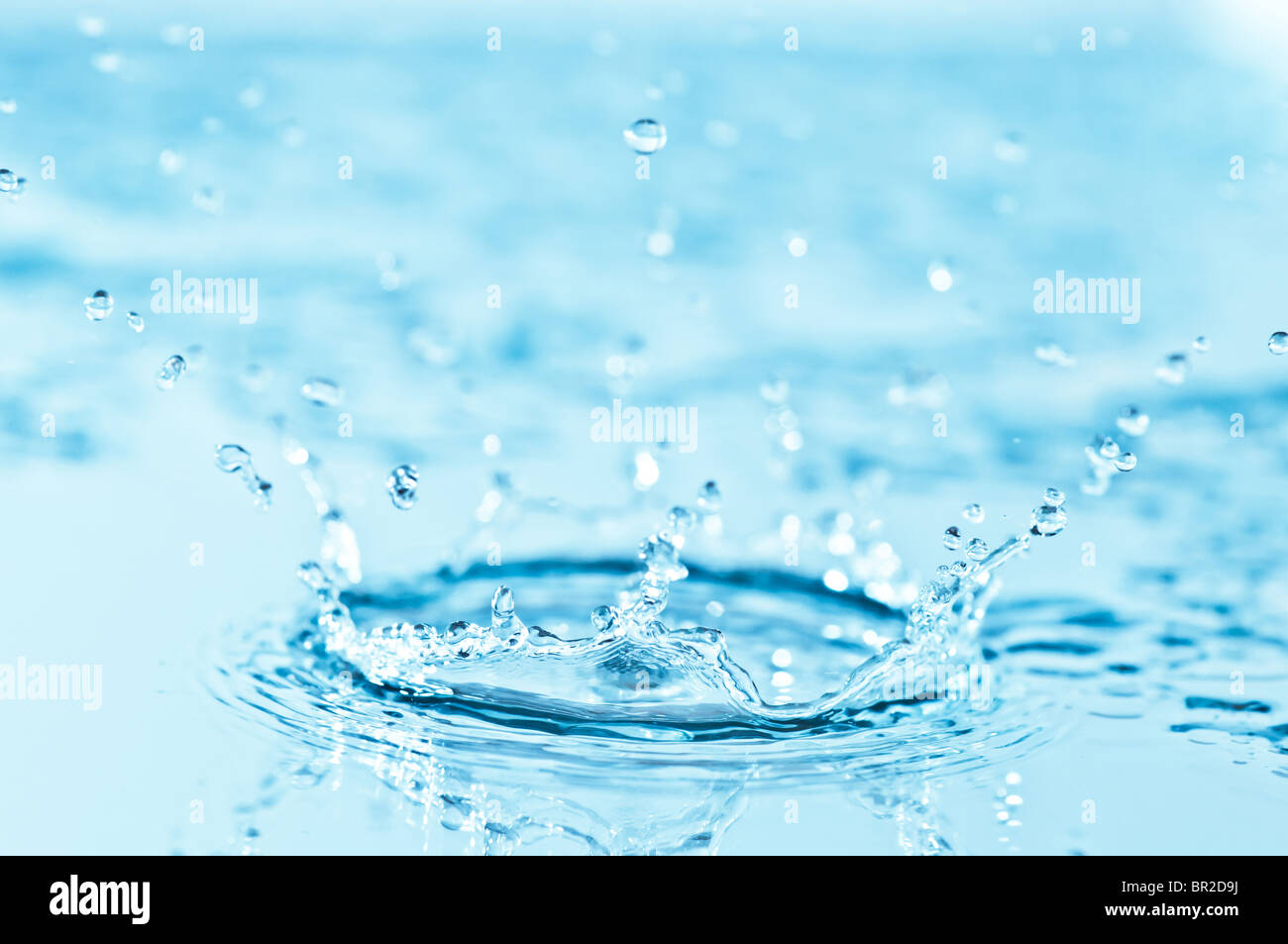 Tear drop shape hi-res stock photography and images - Alamy