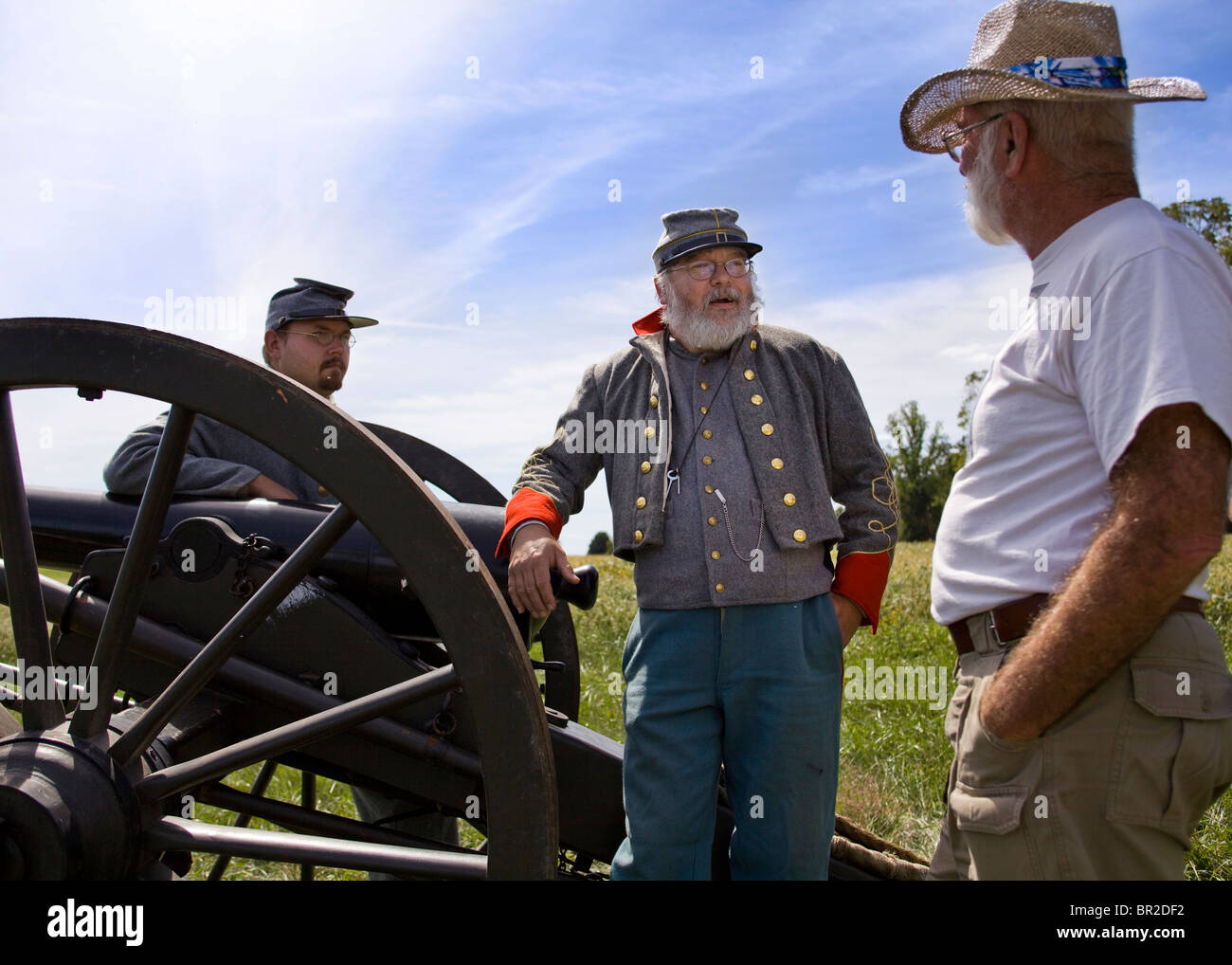 Civil war reenactors hi-res stock photography and images - Alamy