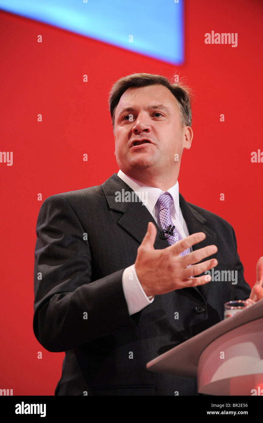 Ed balls hi-res stock photography and images - Alamy