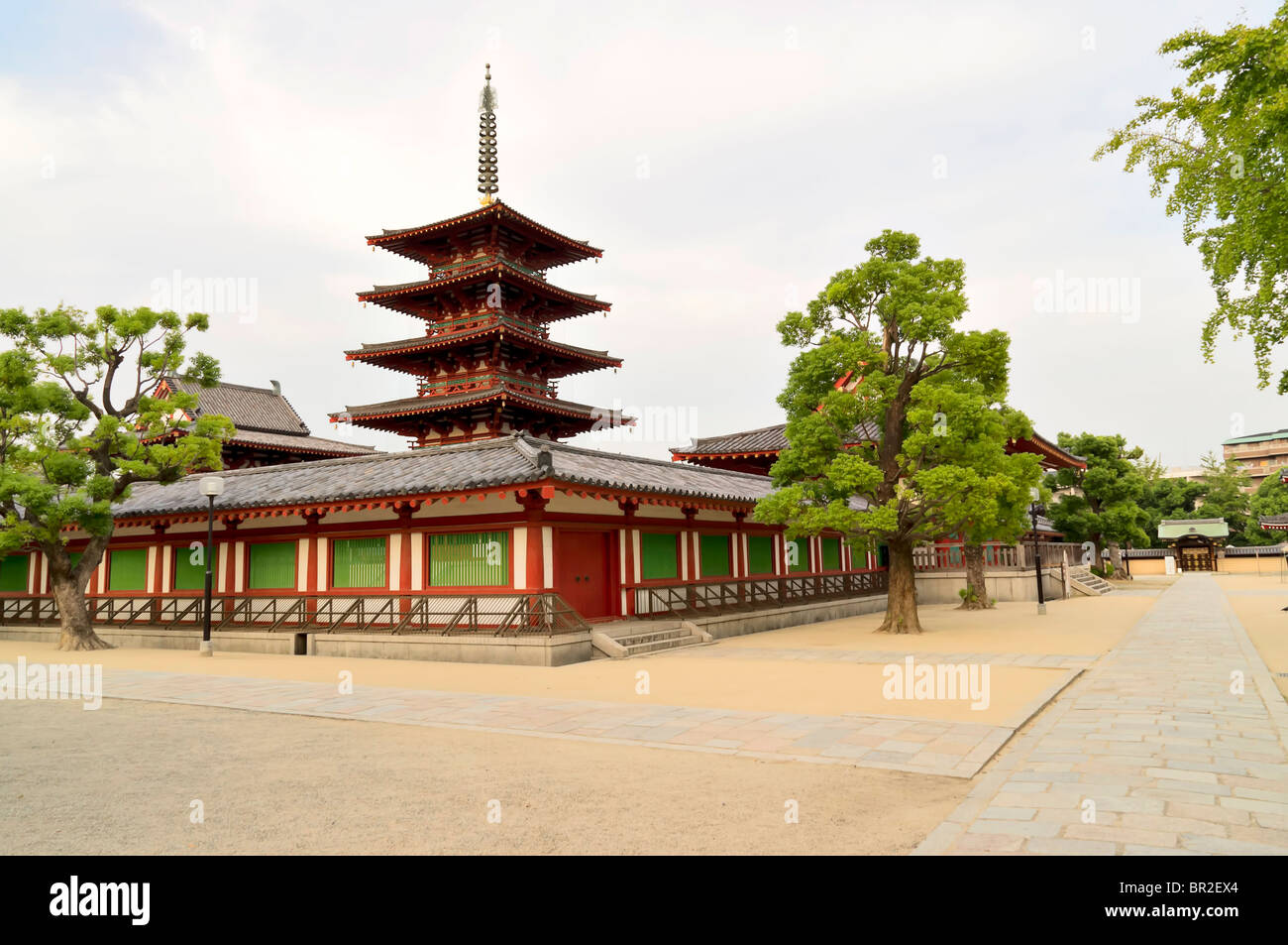 Inner courtyard walls and 5-storey pagoda of Shitennoji Temple in Osaka ...