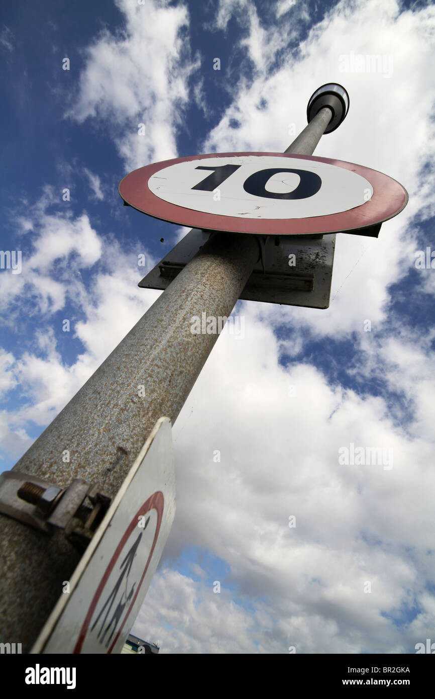 10 mile wide hi-res stock photography and images - Alamy