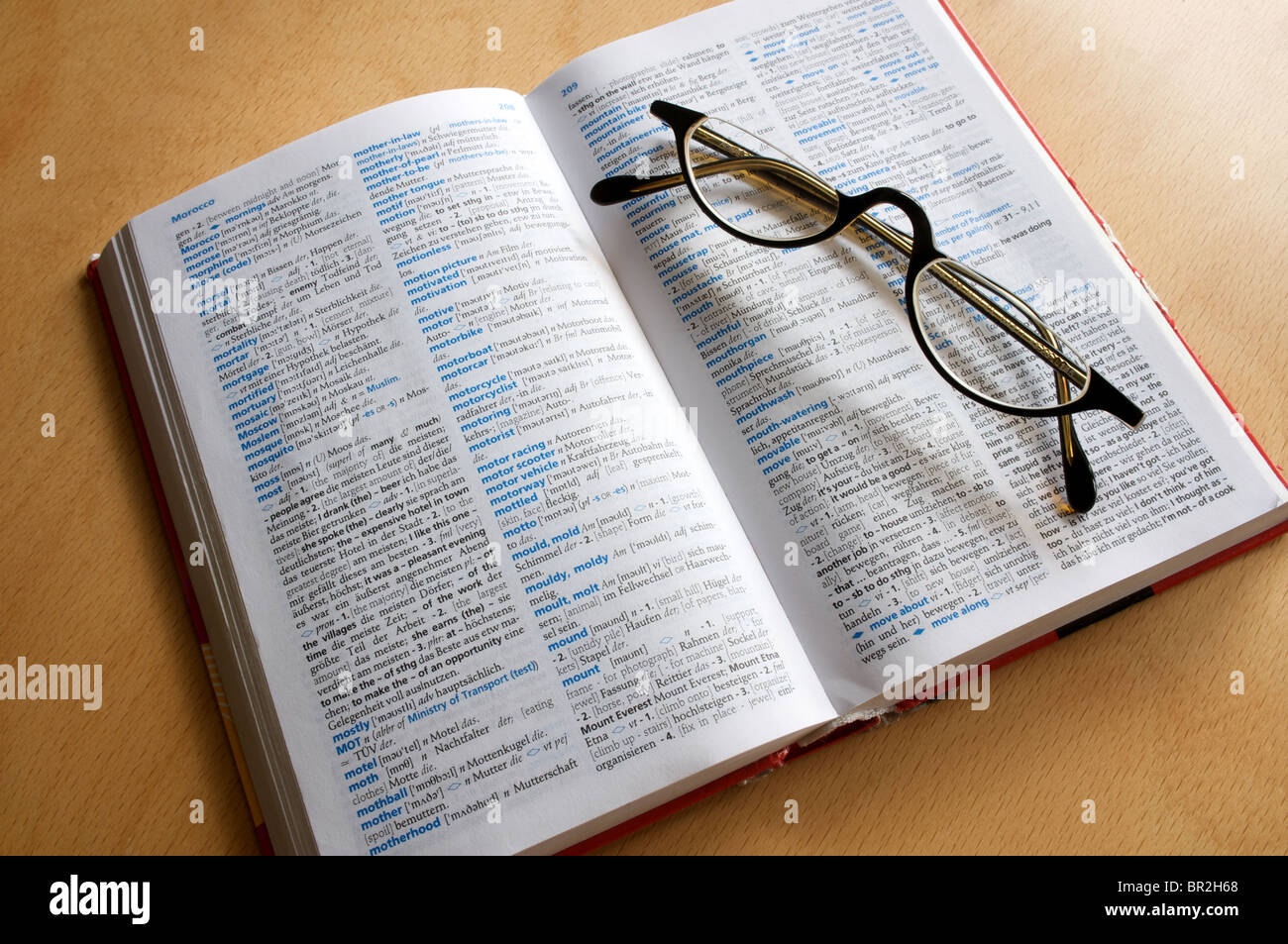 German english dutch dictionary hi-res stock photography and images - Alamy