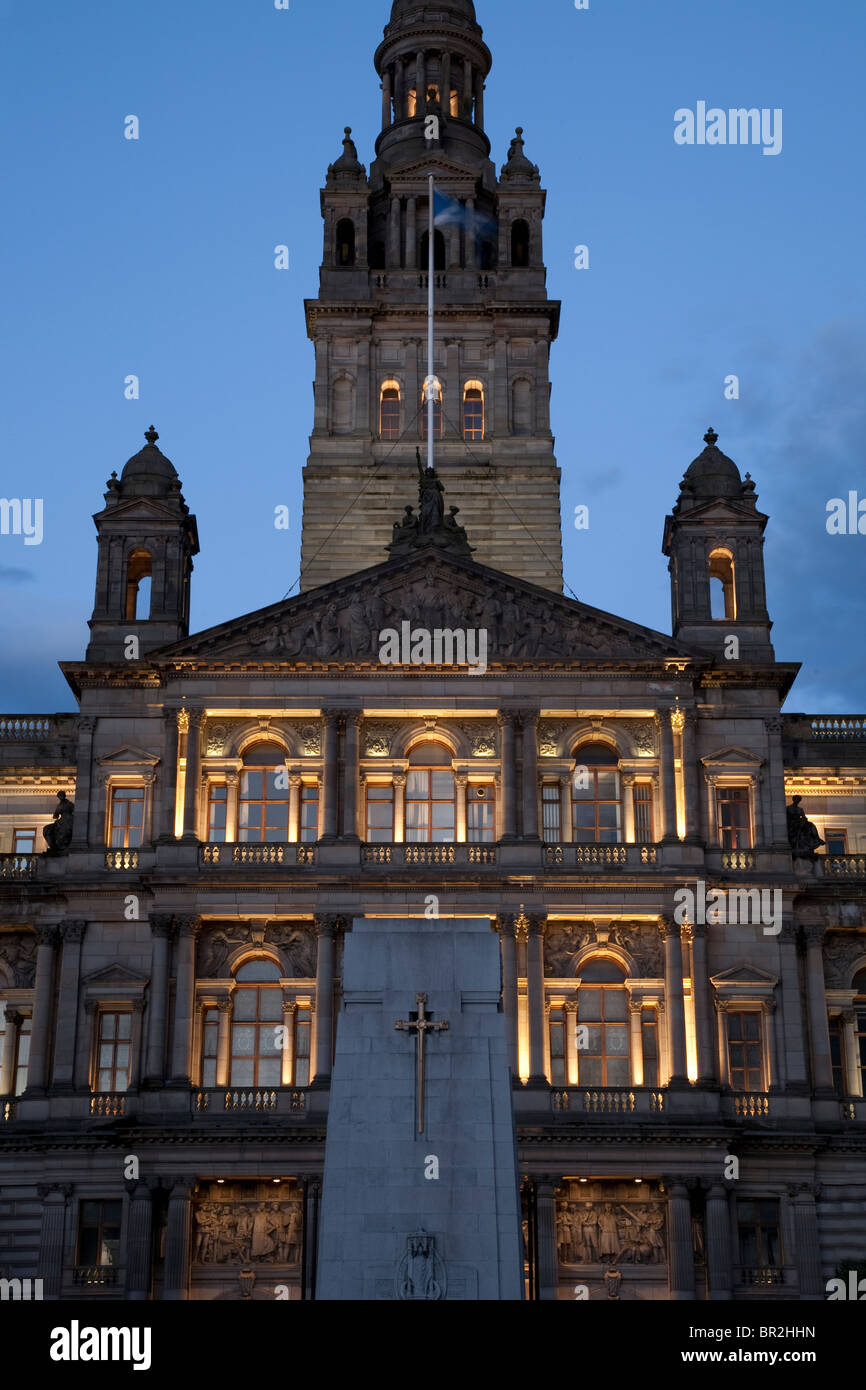 City chambers at night hi-res stock photography and images - Alamy