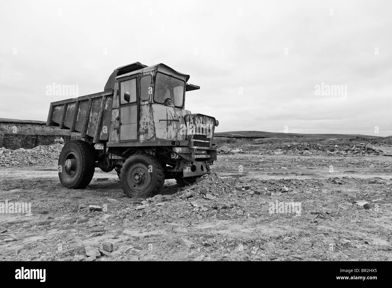 Rust rusting truck lorry Black and White Stock Photos & Images - Alamy