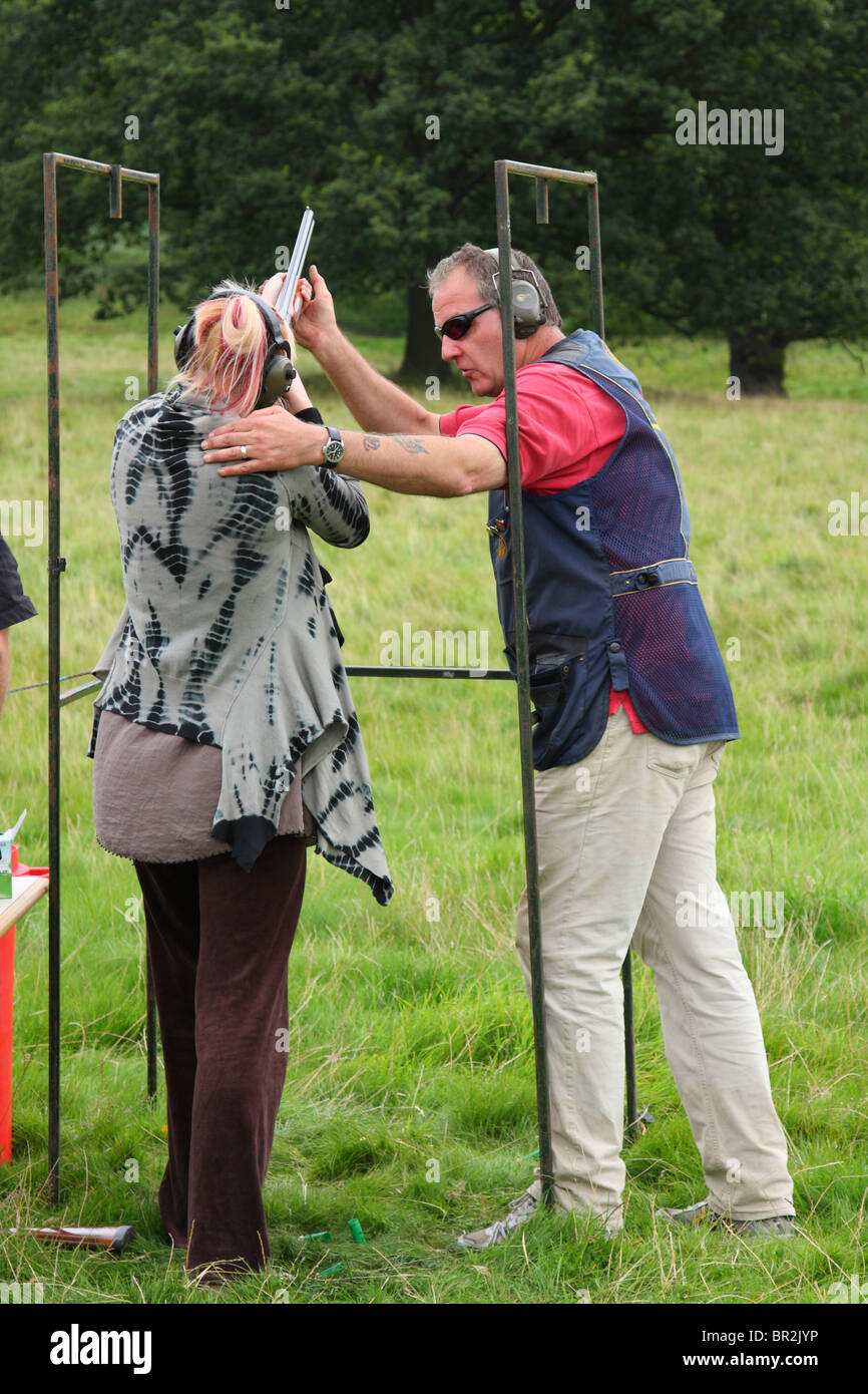 Clay pigeon hi-res stock photography and images - Alamy