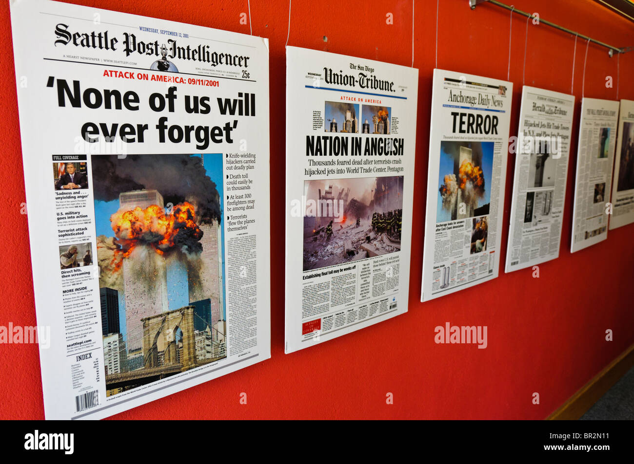 9 11 newspaper covers hi-res stock photography and images - Alamy