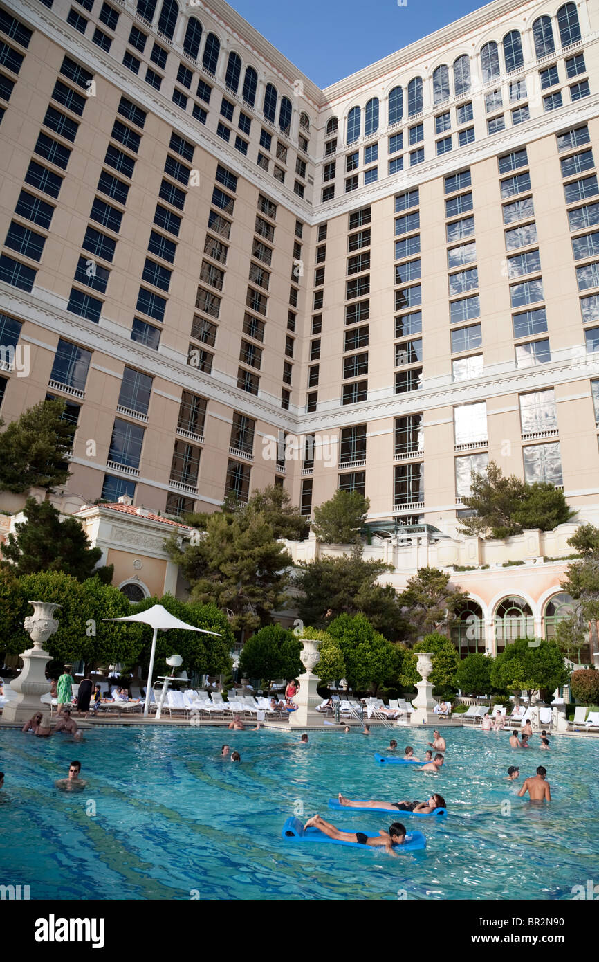 The swimming pools at the Bellagio Hotel, Las Vegas USA Stock Photo - Alamy