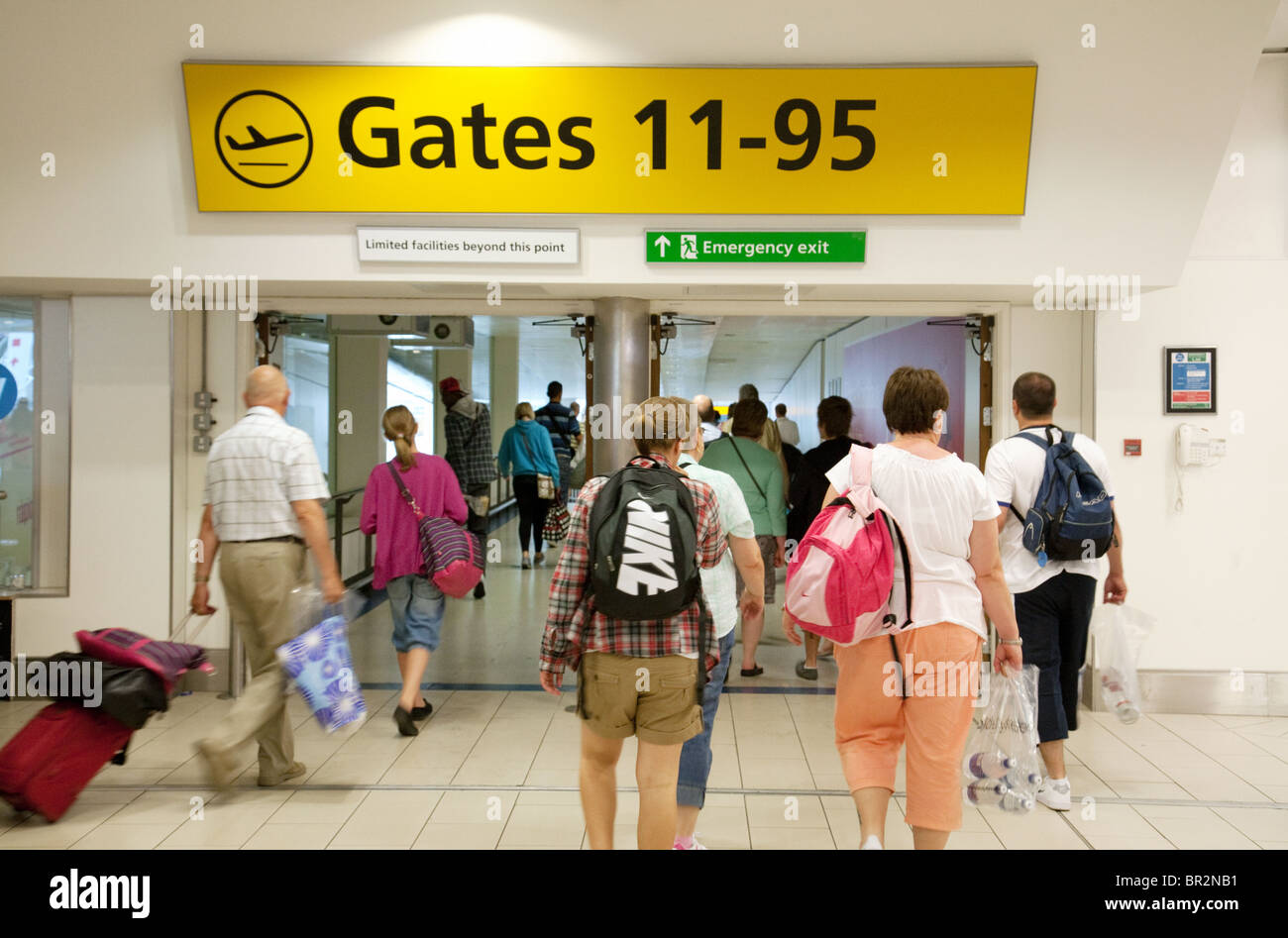 Terminal gates hi-res stock photography and images - Alamy