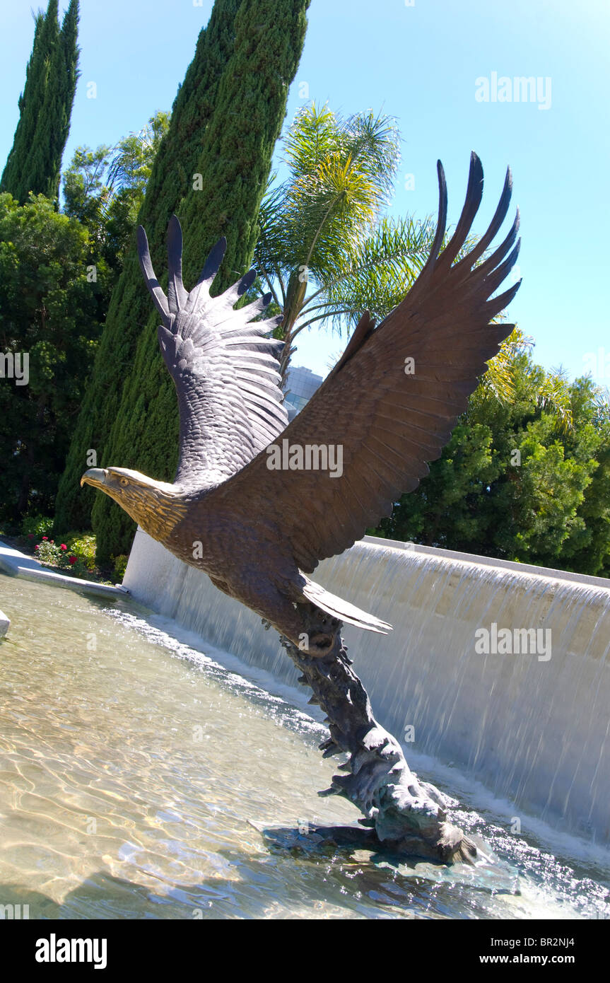 Juvenile Condor statue Stock Photo - Alamy