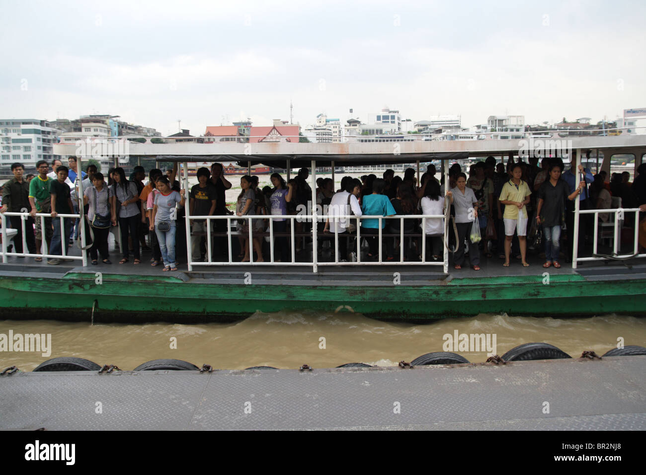 Ferry boat at Tha Din Dang Pier , Bangkok , Thailand Stock Photo - Alamy