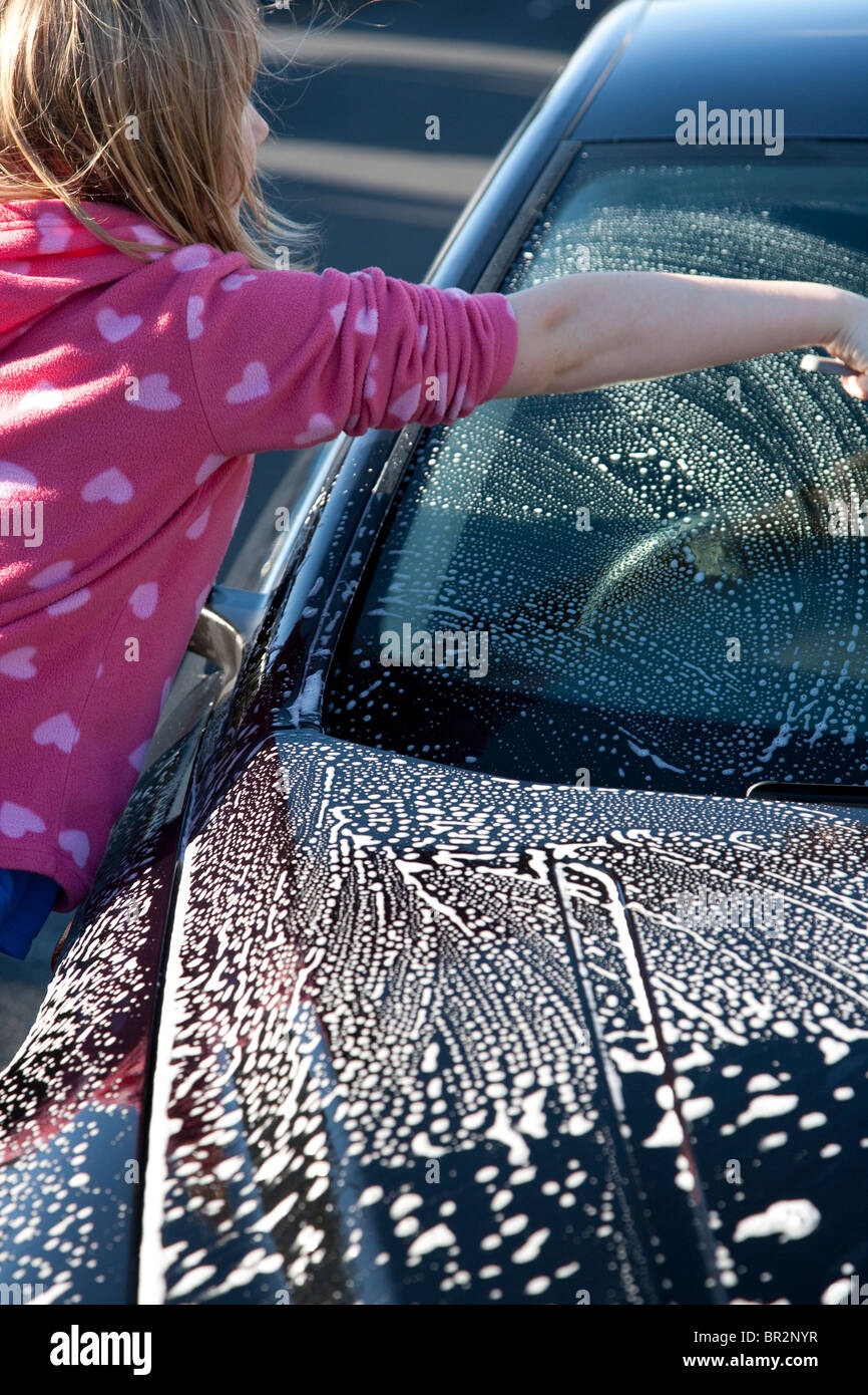 Girl washing a car Stock Photo - Alamy