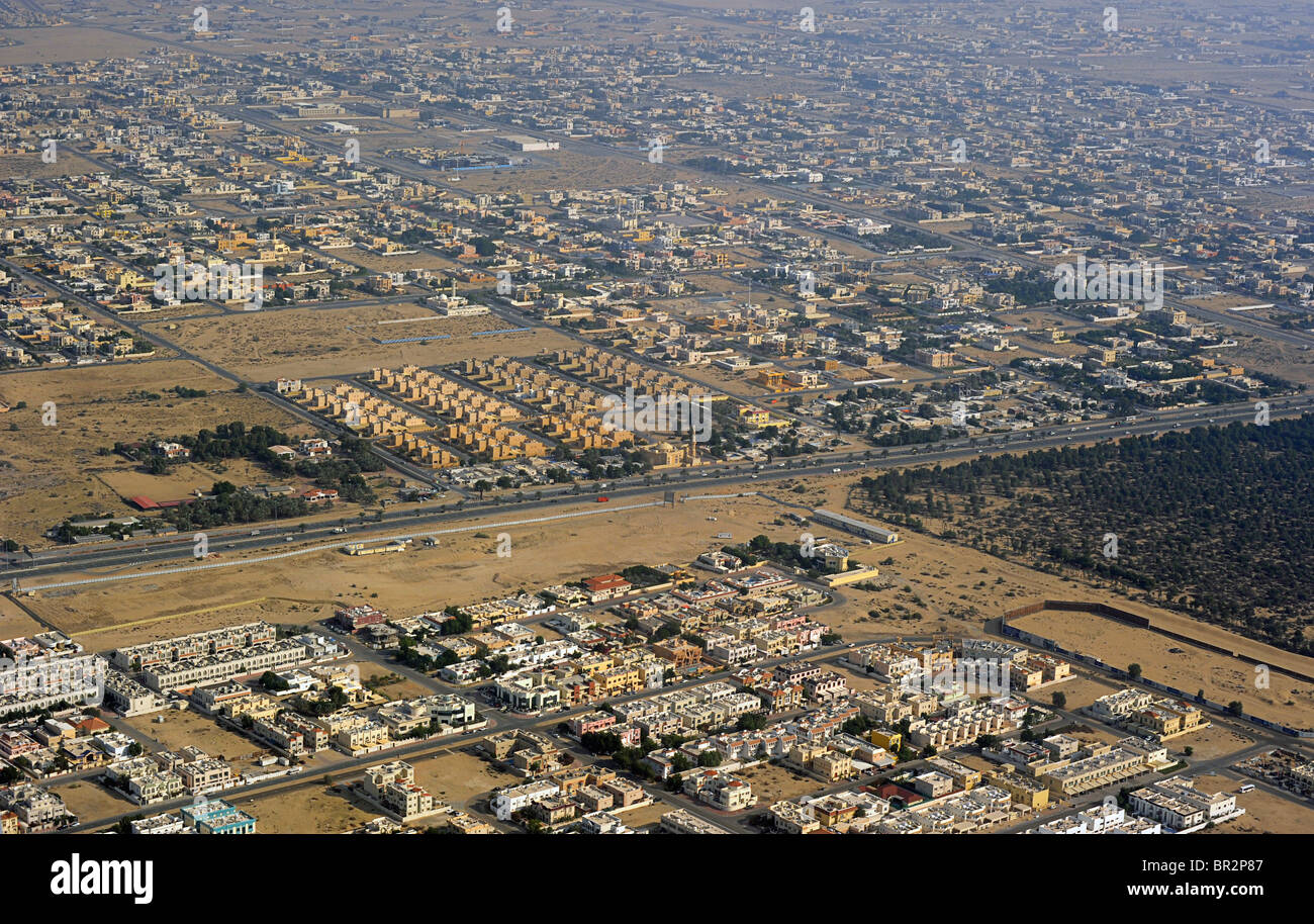 Dubai suburban urban uae hi-res stock photography and images - Alamy