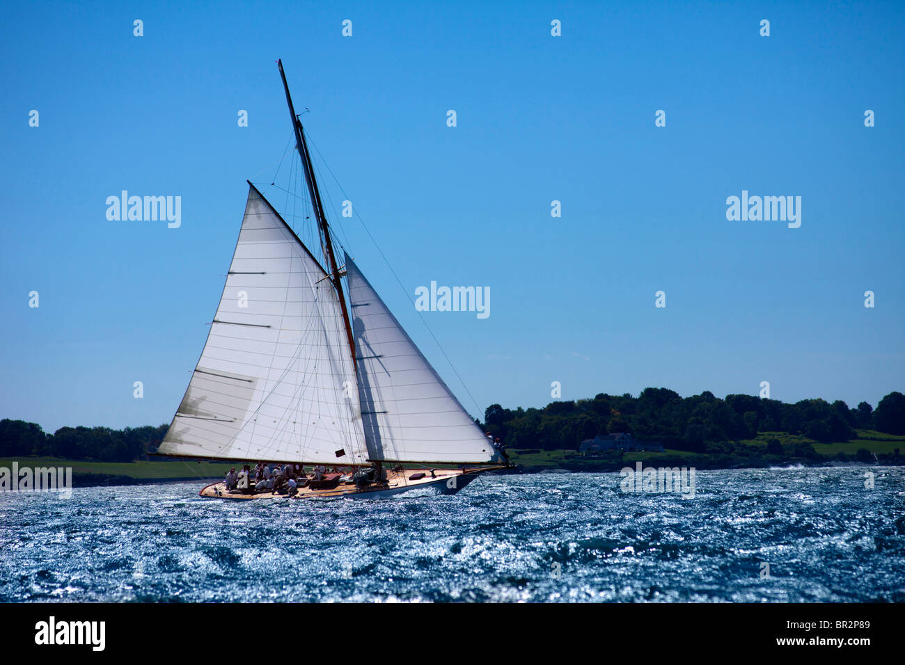 Sailing sailboat boat hi-res stock photography and images - Alamy