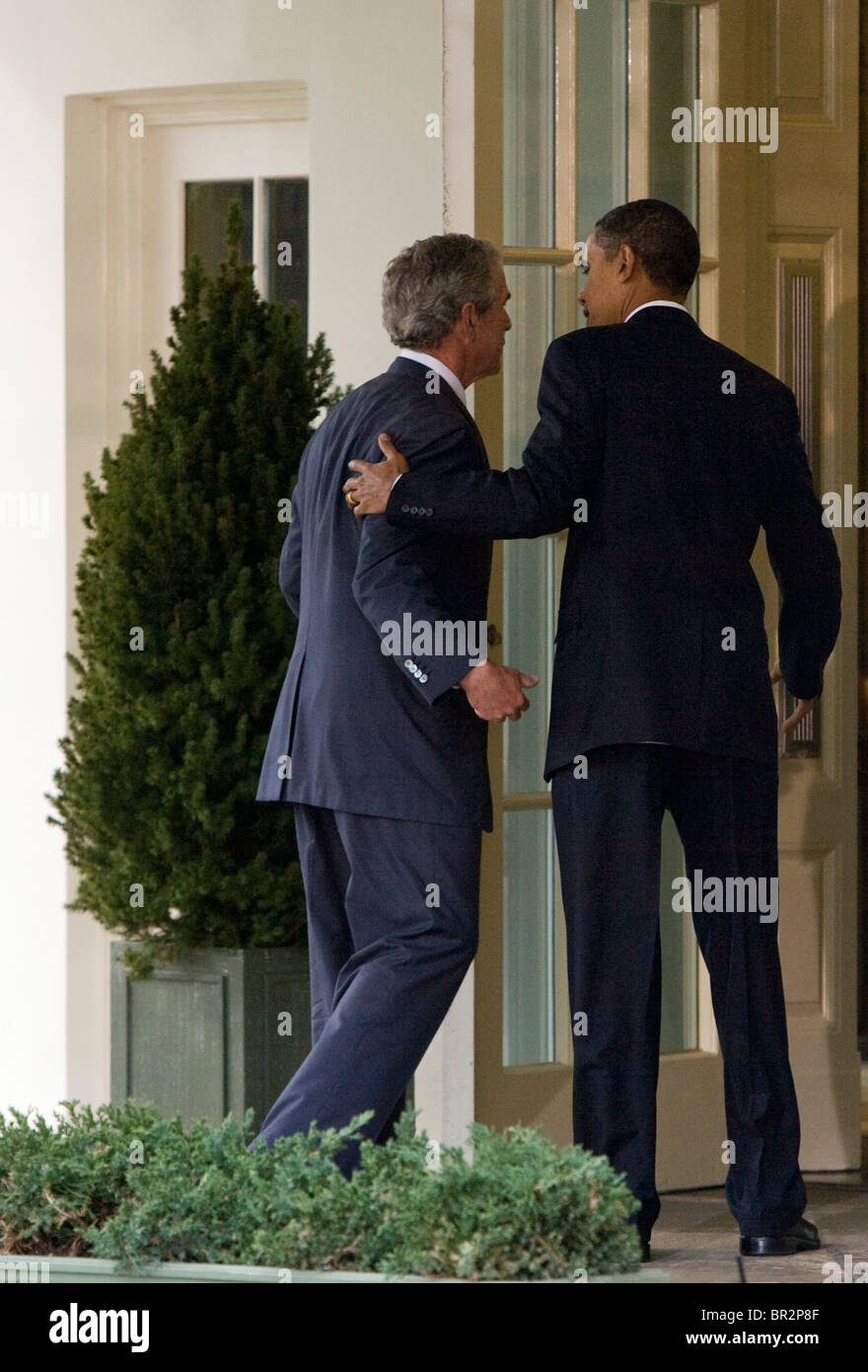 President bill clinton white house hi-res stock photography and images ...