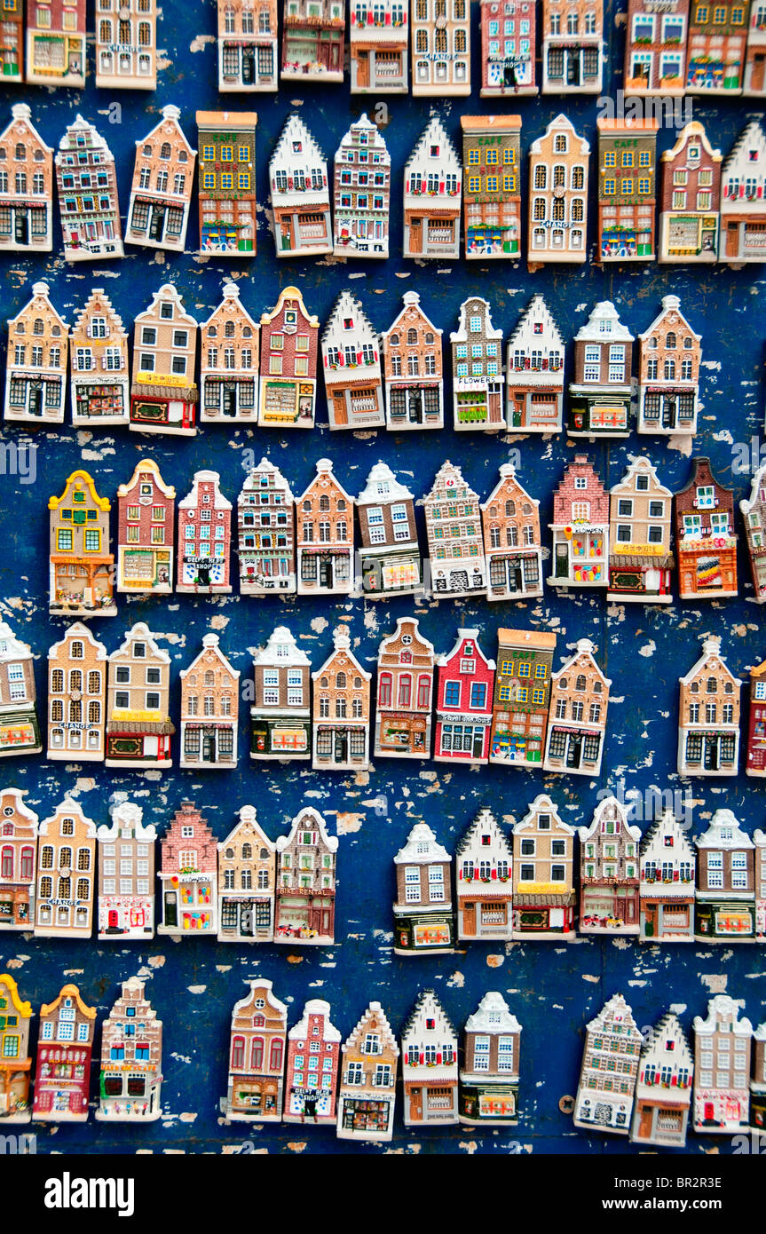 Souvenirs from Amsterdam - fridge magnet houses Stock Photo - Alamy