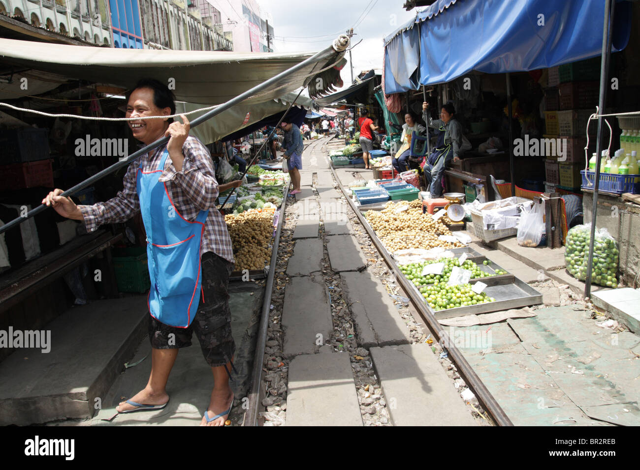 Food market on rail tracks hi-res stock photography and images - Alamy