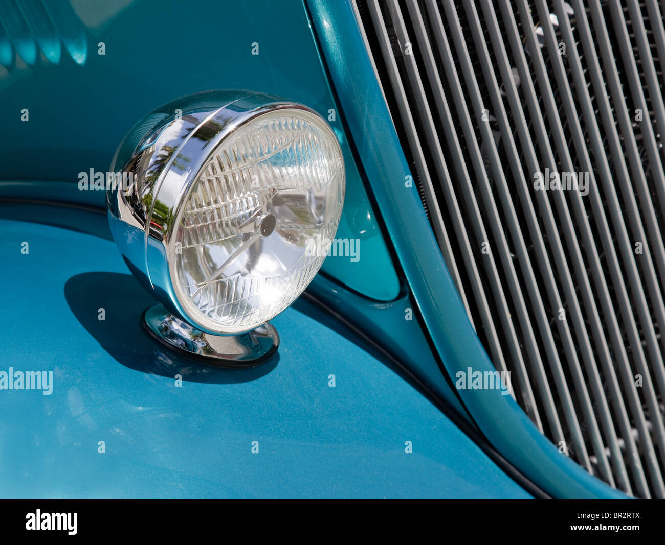 Speed od light hi-res stock photography and images - Alamy