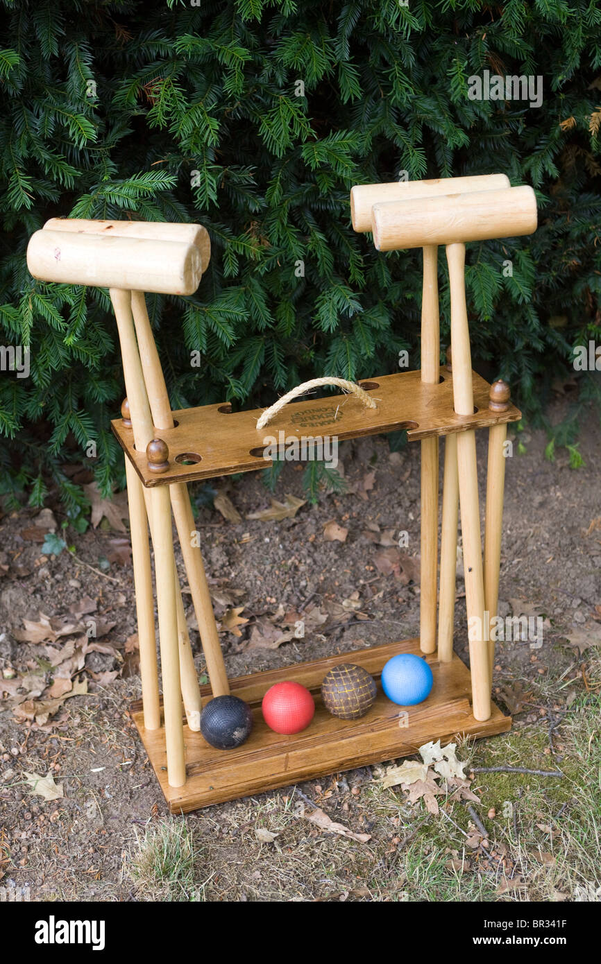 Croquet lawn set hi-res stock photography and images - Alamy