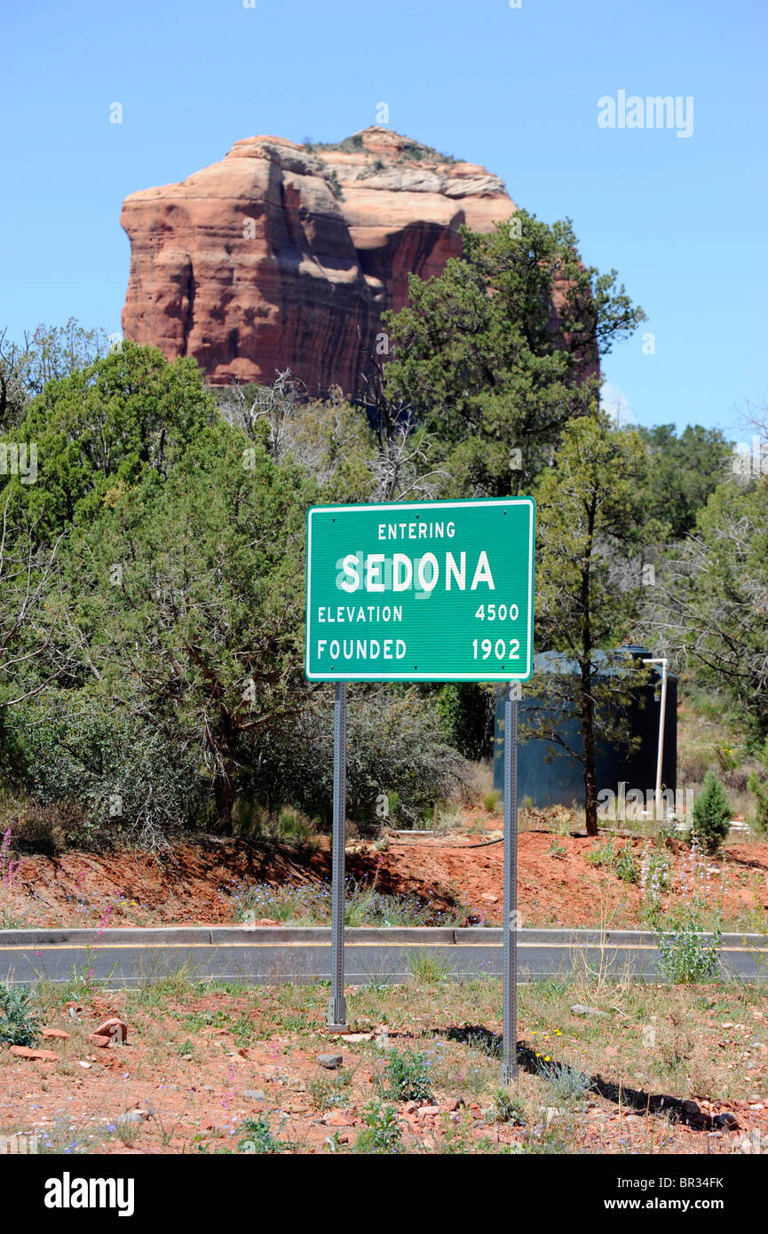 Welcome to Sedona Arizona sign Stock Photo - Alamy