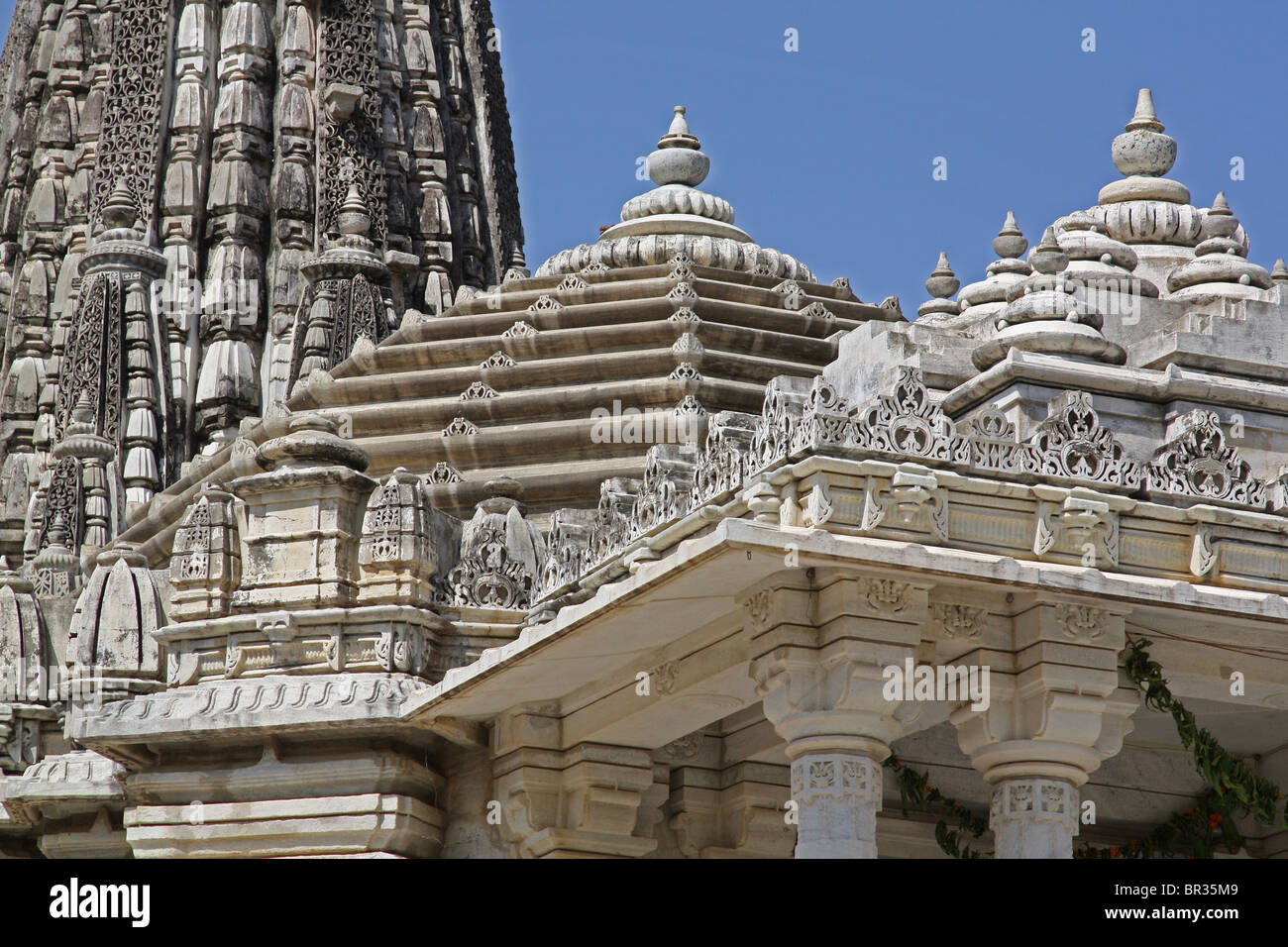 Dome jain temple hi-res stock photography and images - Alamy