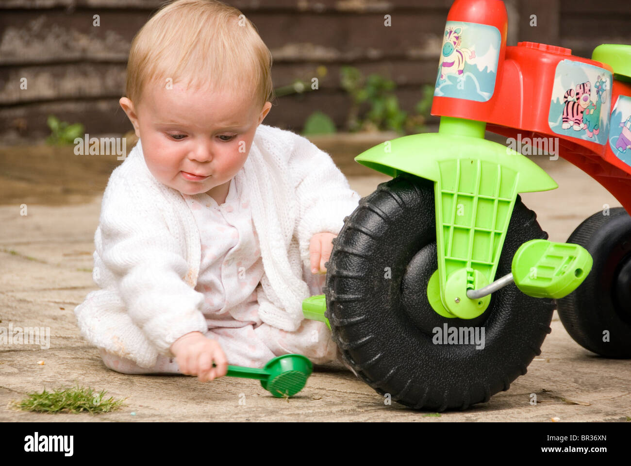 Baby crawling reaching hi-res stock photography and images - Alamy