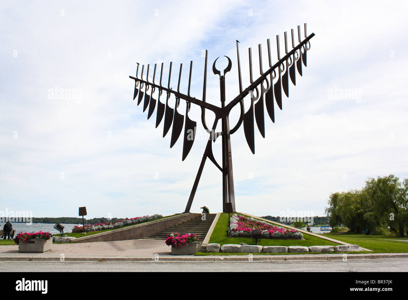 large outdoor sculpture spirit catcher Barrie Stock Photo - Alamy