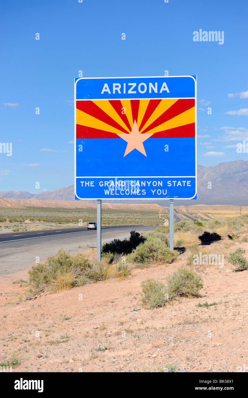 Welcome arizona sign interstate 15 hi-res stock photography and images ...