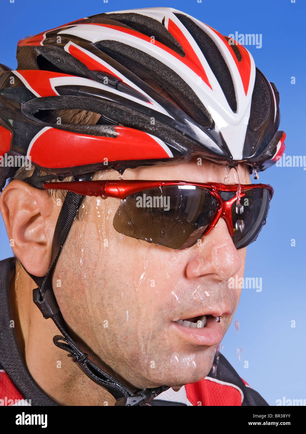 Sweaty head hi-res stock photography and images - Alamy