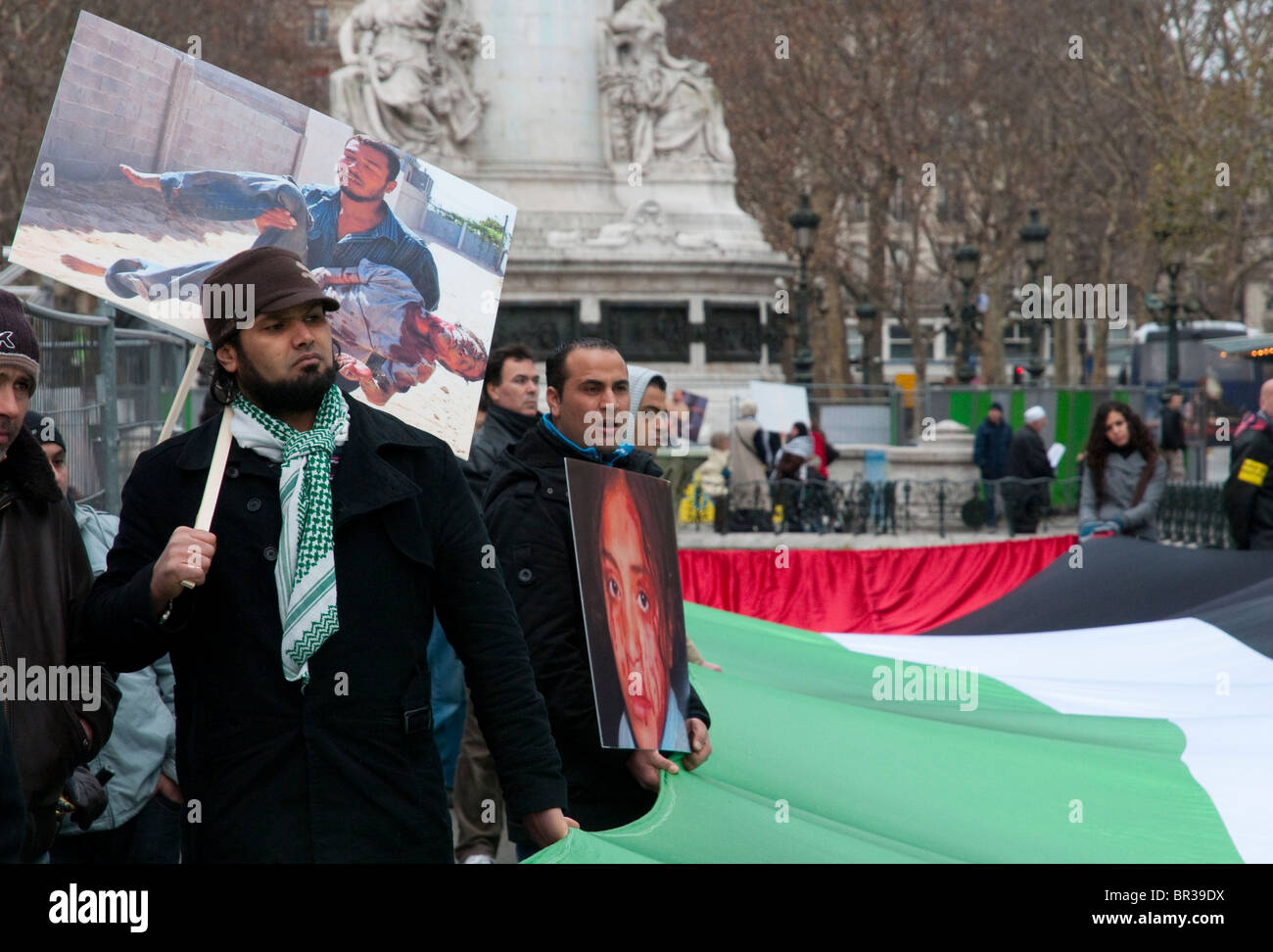 demonstration on the anniversary day of the cast lead israeli military ...