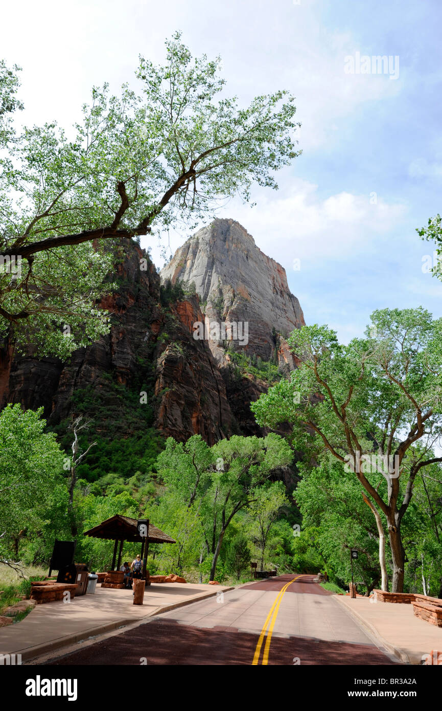 Zion weeping rock formation hi-res stock photography and images - Alamy