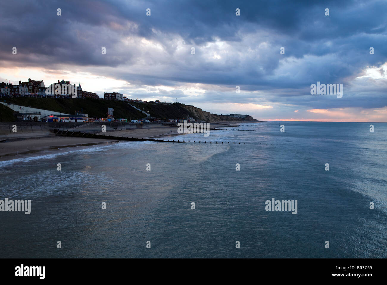 Cromer cliffs hi-res stock photography and images - Alamy