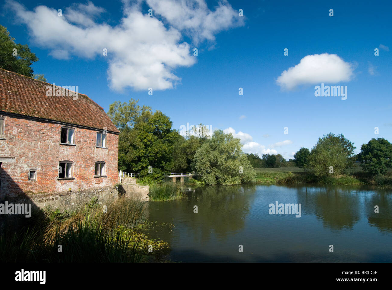 Sturminster newton mill dorset hi-res stock photography and images - Alamy