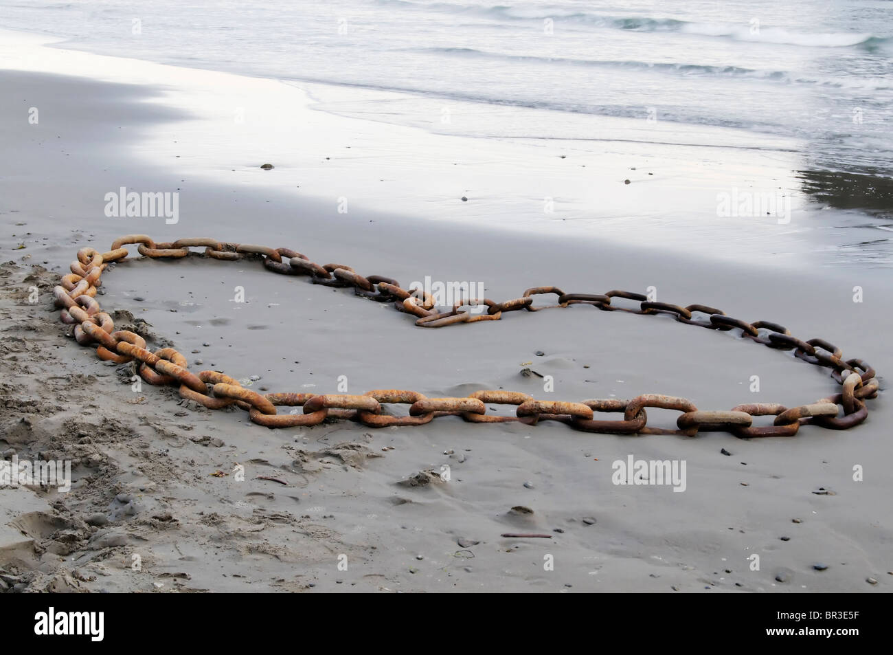A washed up chain is formed into the shape of a heart on Second Beach ...