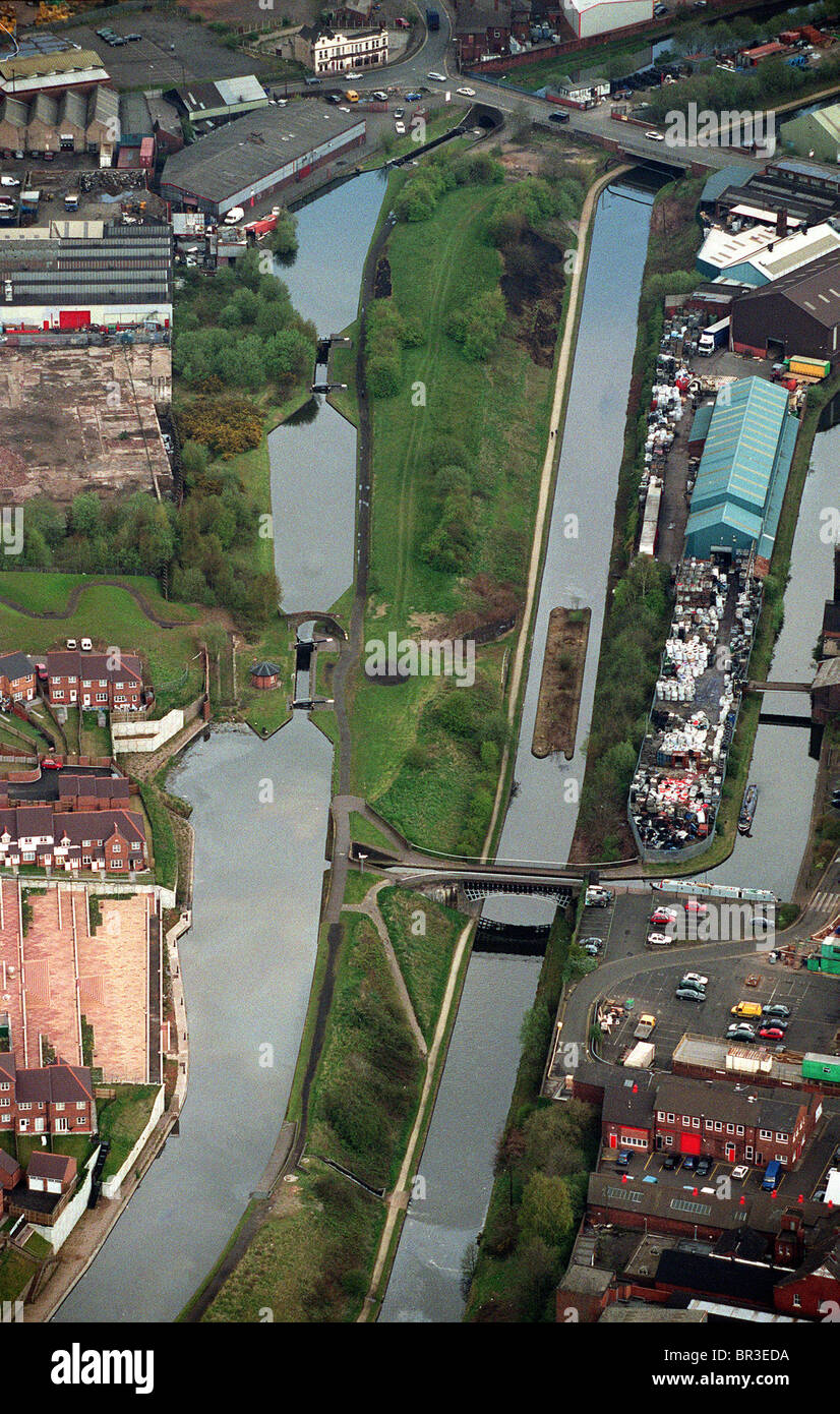 Aerial view of the Engine Arm Aqueduct in Smethwick 2005 Stock Photo ...
