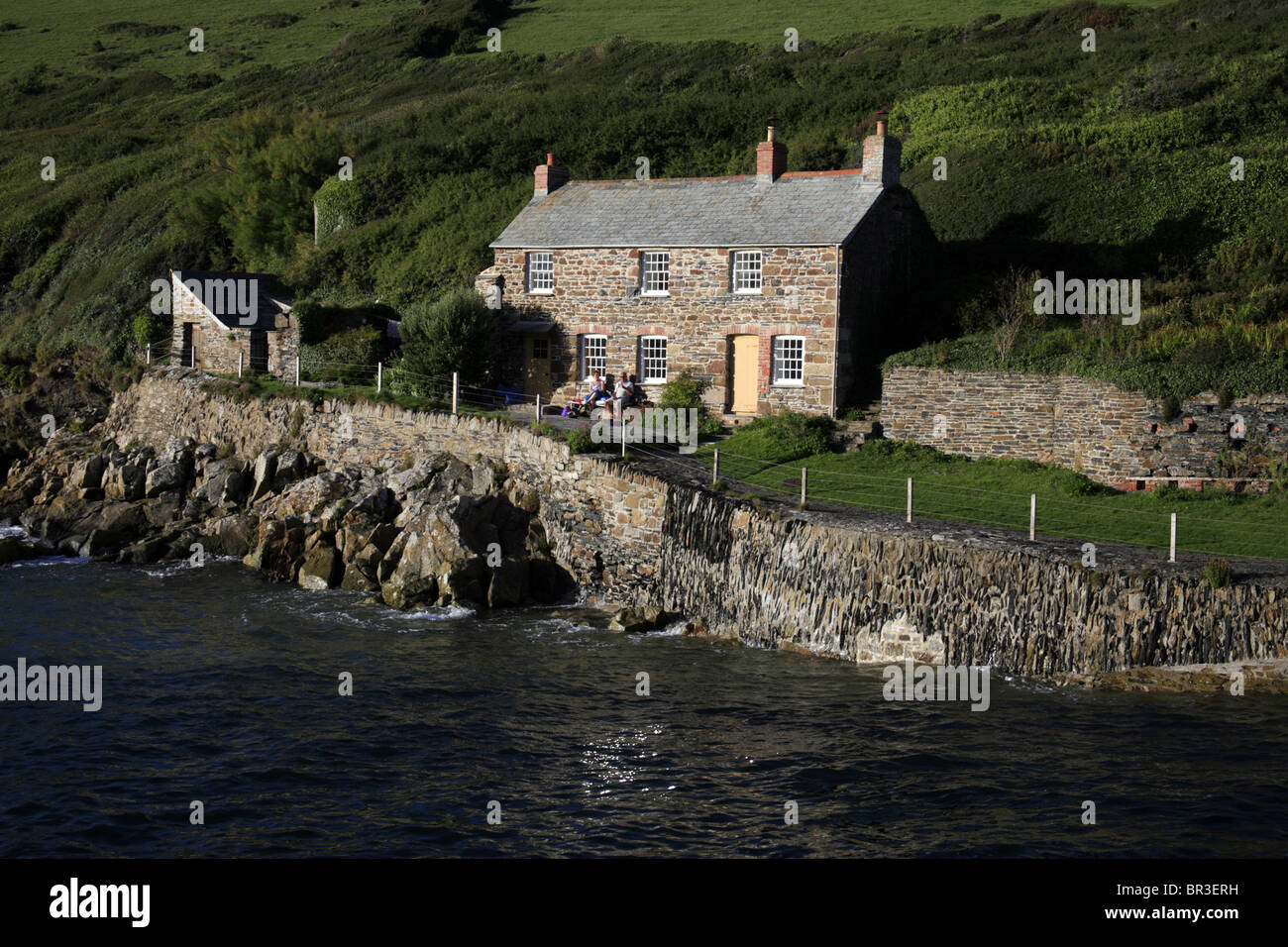 Fishermans cottage cornwall hi-res stock photography and images - Alamy