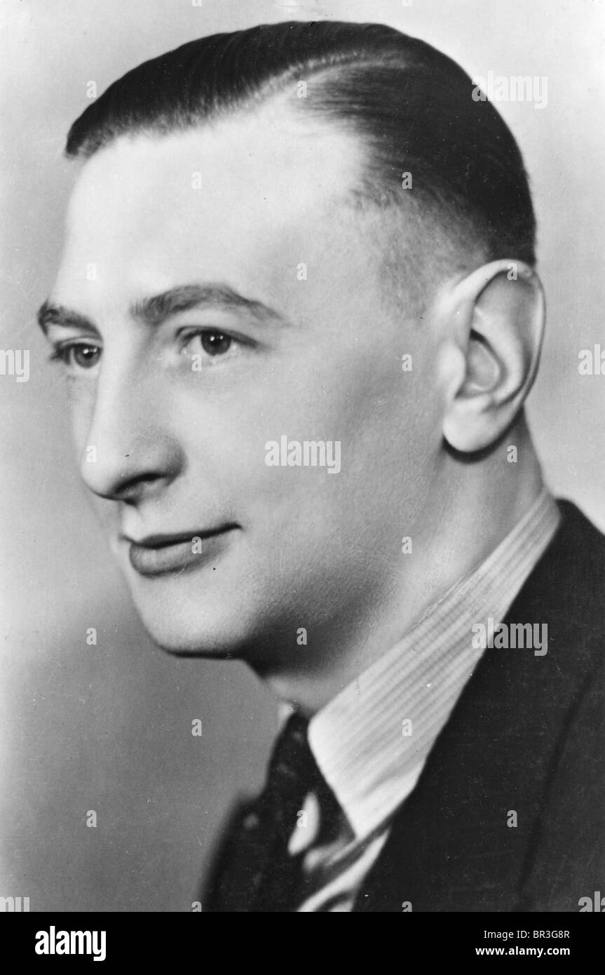 MAX ABRAMS UK musician specialising iin drums Stock Photo - Alamy